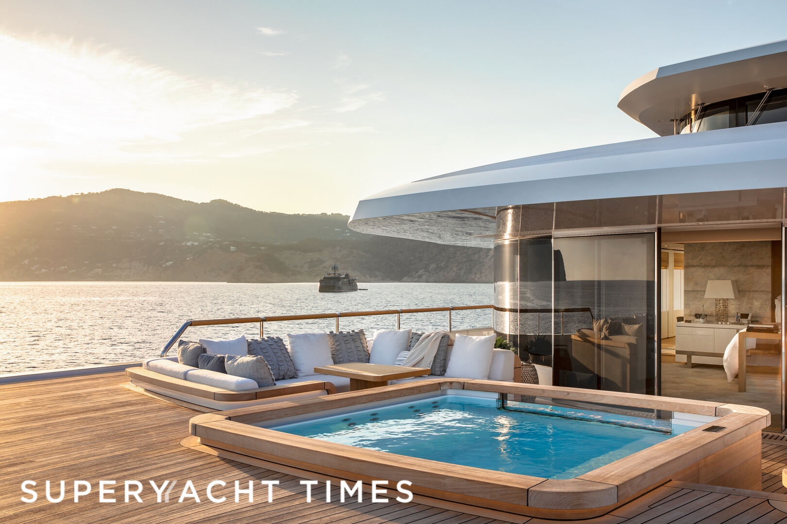 Feadship's 87m superyacht Lonian unveiled