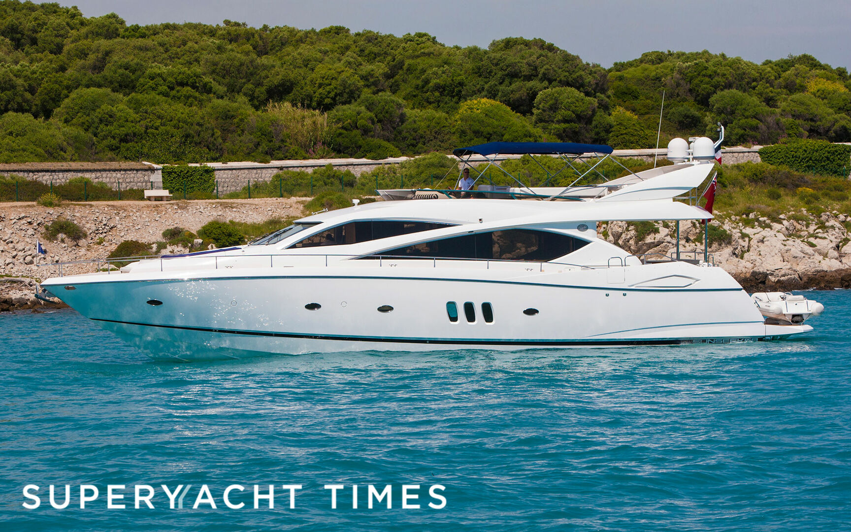 24m Sunseeker yacht Moonraker for sale
