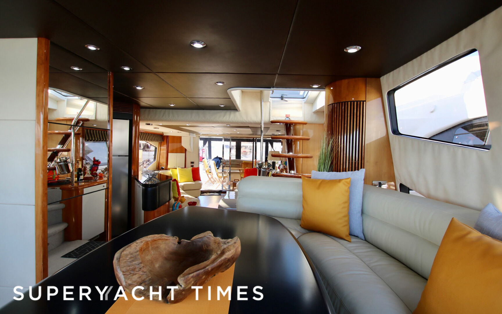 24m Sunseeker yacht Moonraker for sale