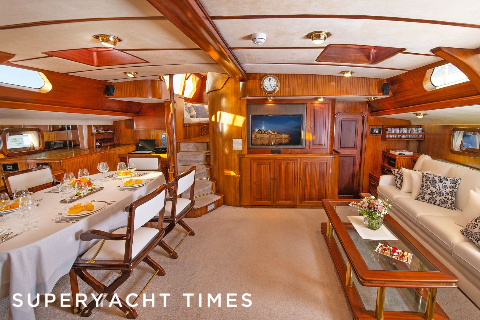 30m Thackwray Yachts sailing yacht Free Wings sold