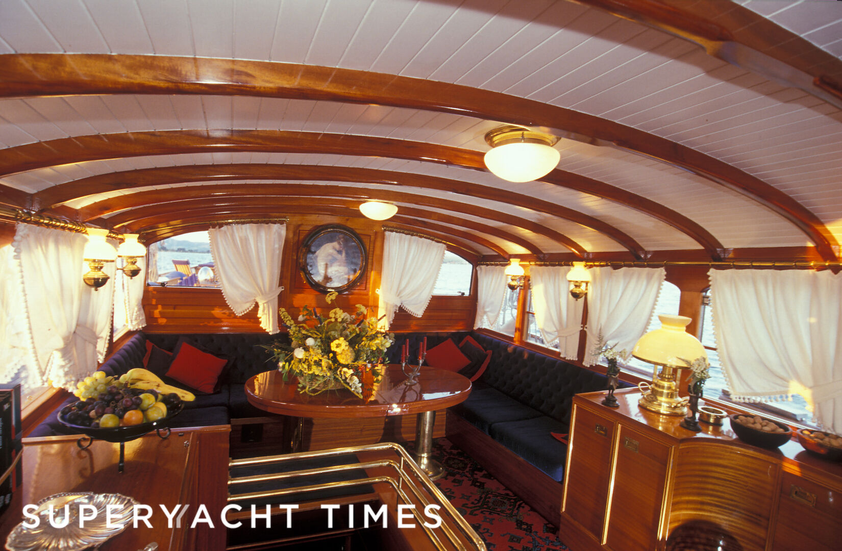 31m sailing yacht Weatherbird finds a new owner
