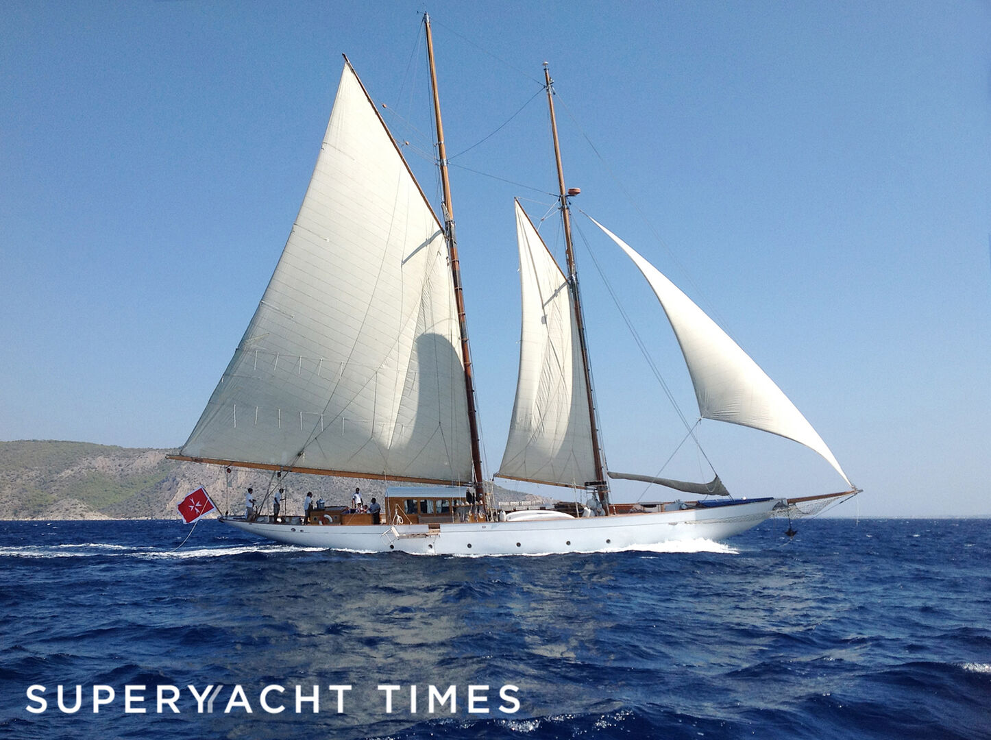 31m sailing yacht Weatherbird finds a new owner