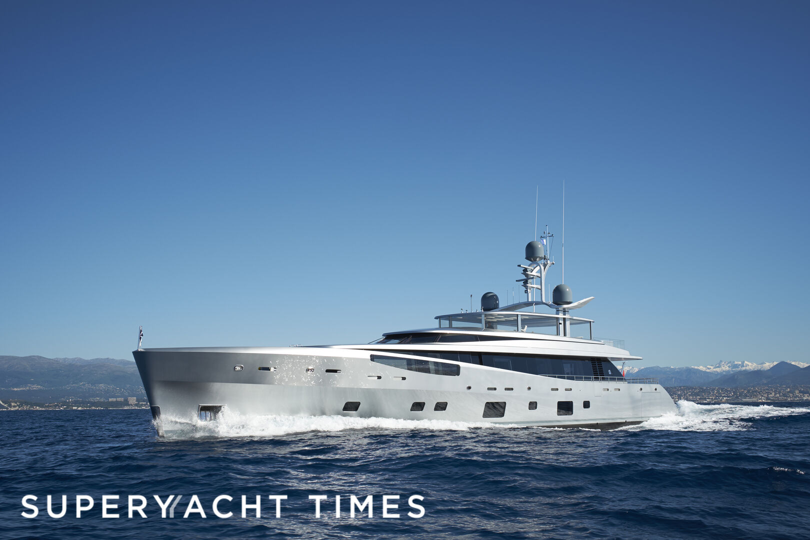 46m Feadship superyacht Lady May enters the market