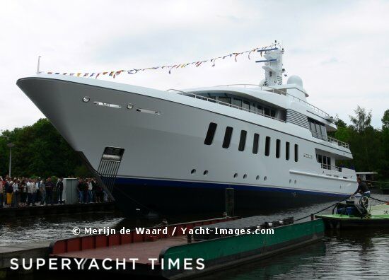 Exclusive: Feadship Van Lent launches Space, the first F45 Vantage