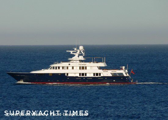 Helios 2 cruising off Cap Ferrat