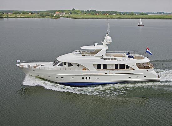 SuperYacht of the Week: Moonen's Darsea