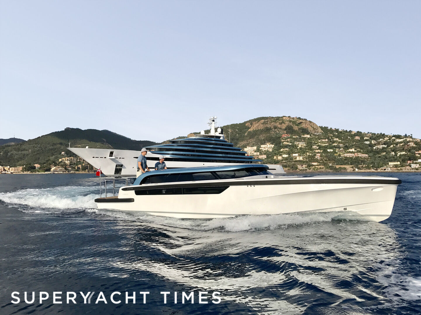 Tender of the Month: the sleek Jubilee limo tender