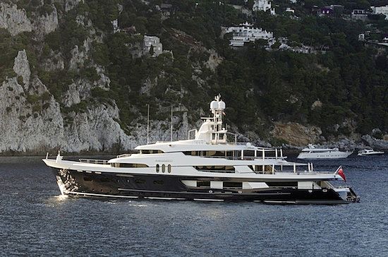 New owner for 70 metre superyacht Amadeus