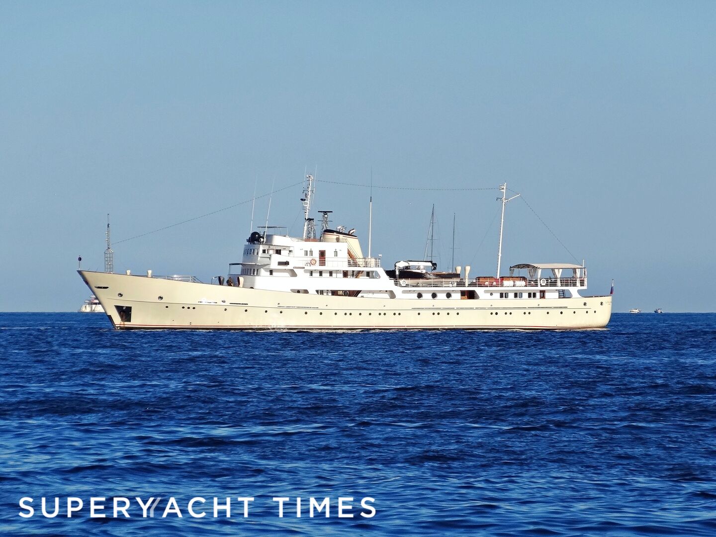 65m Bulyard converted explorer yacht La Sultana sold