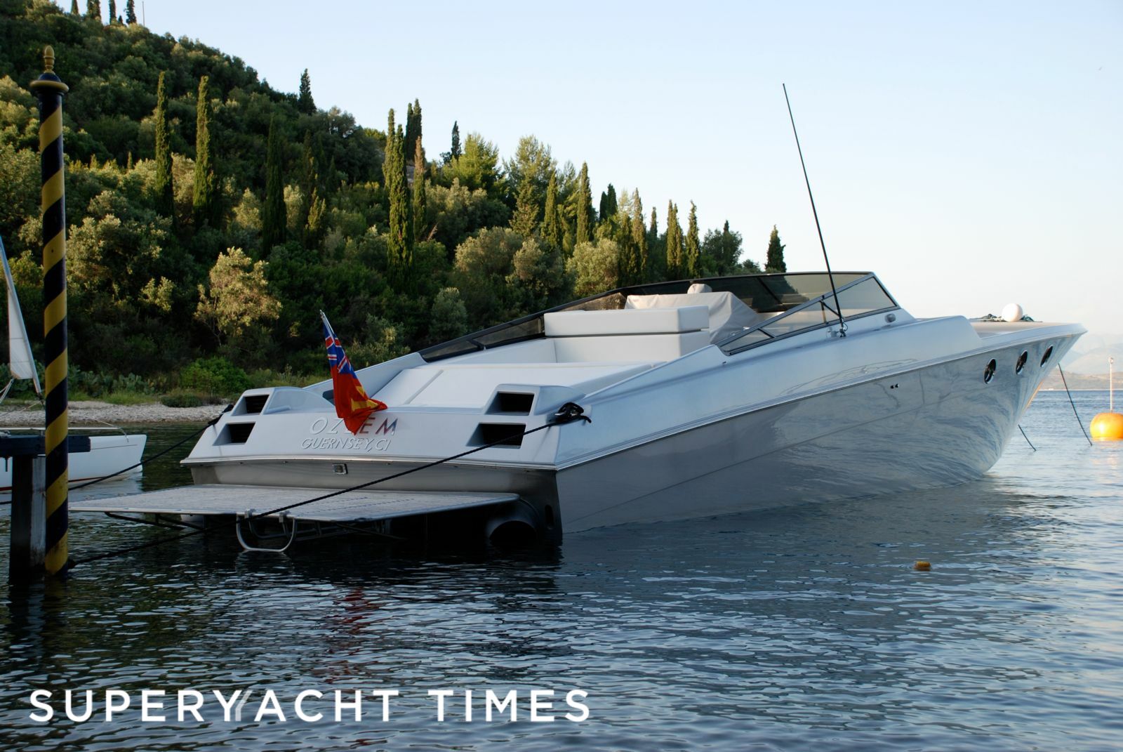 Special SuperYacht Chase Boat: Magnum Marine 50