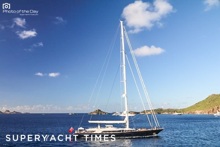 Perini Navi's Bayesian arriving in Gustavia