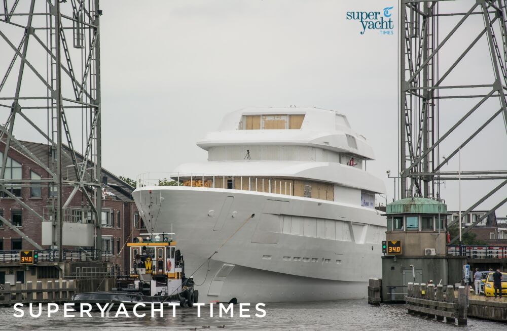In Pictures: 87m Feadship hull 700 on transport through Holland