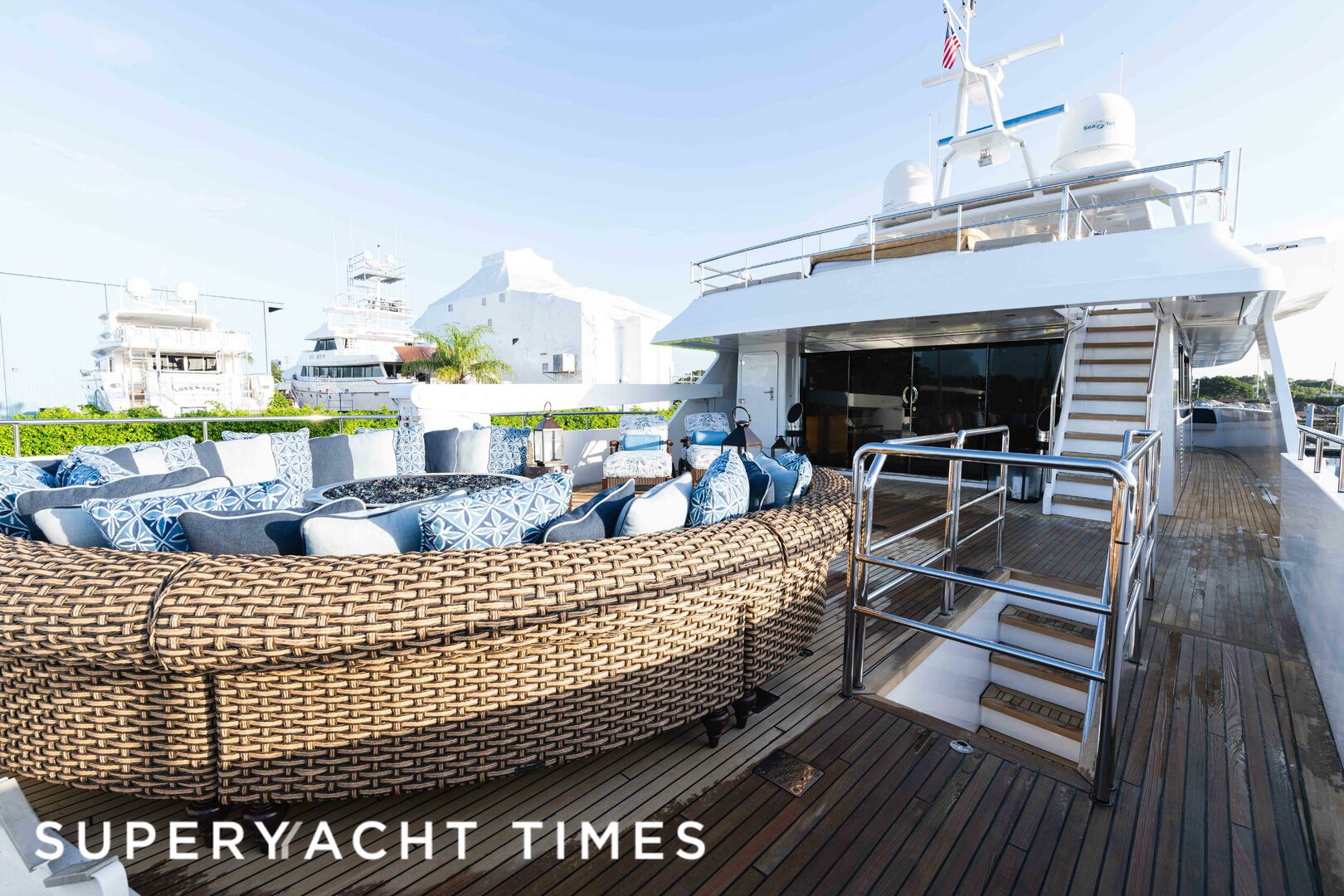 38m Heesen motor yacht Sea Axis for sale