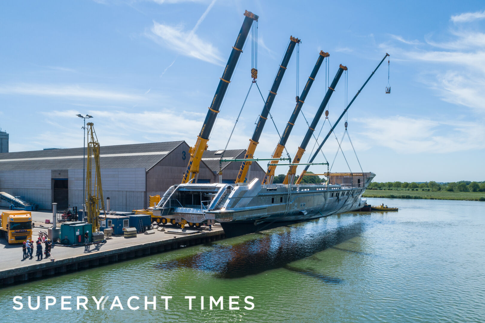 Cosmos: Behind the scenes of Heesen's biggest superyacht construction