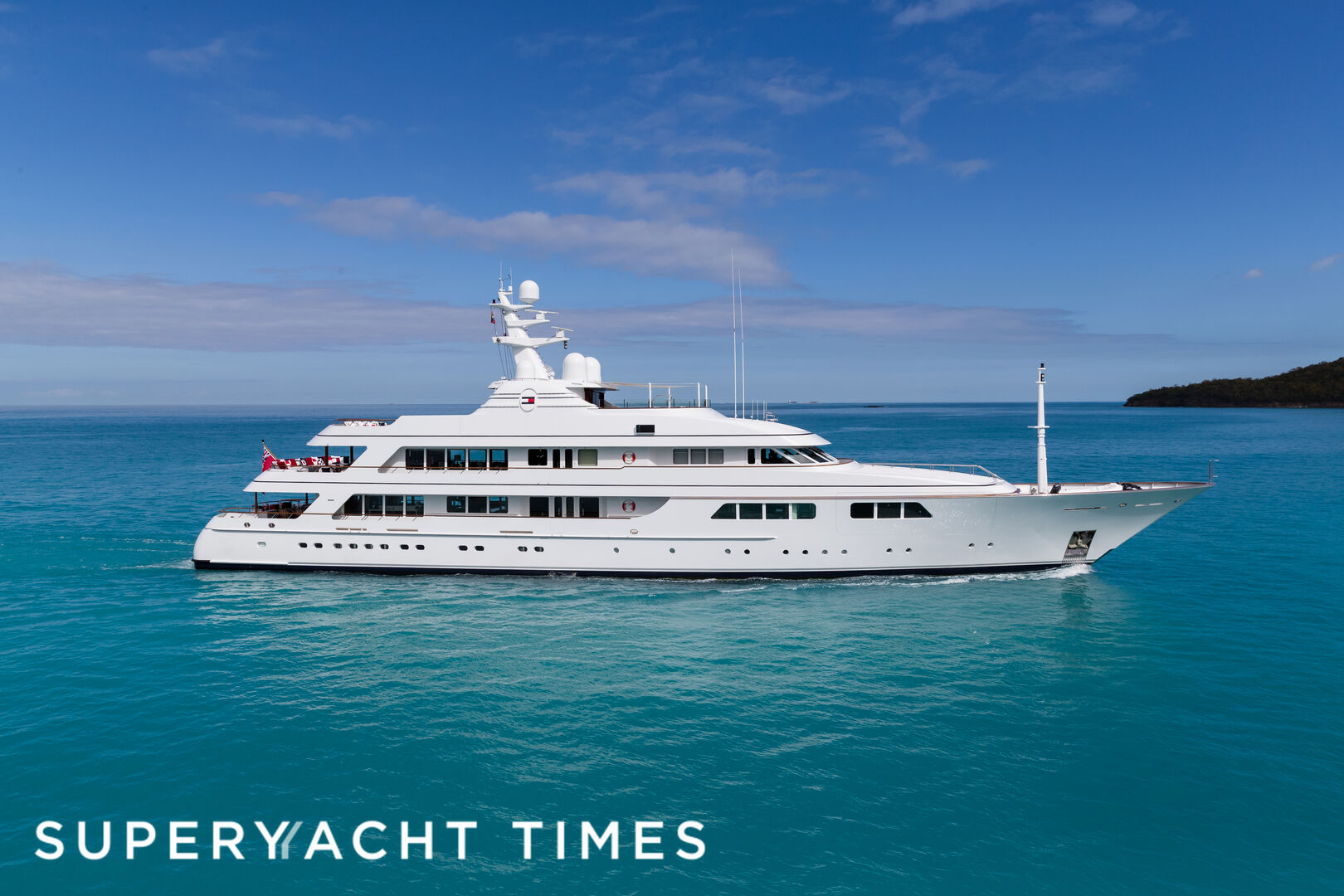 62m Feadship superyacht Flag rejoins the market