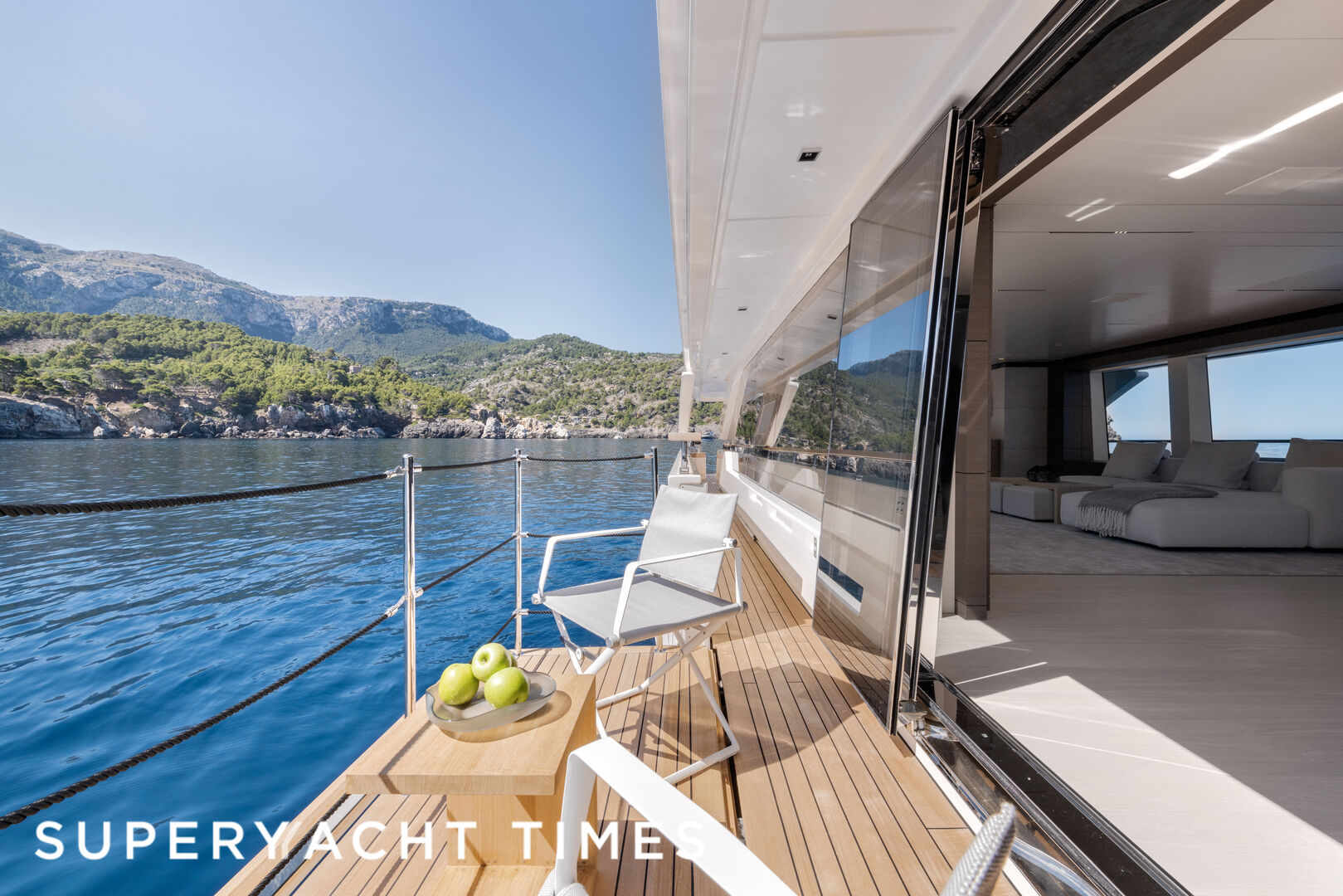 42m Custom Line superyacht Sangha sold