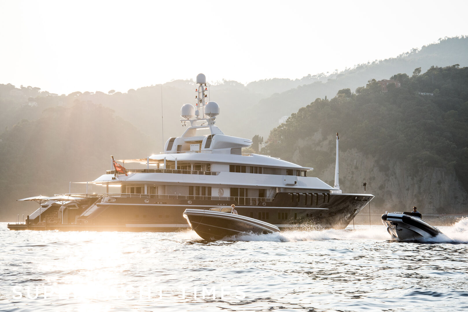 68m motor yacht Triple Seven sold