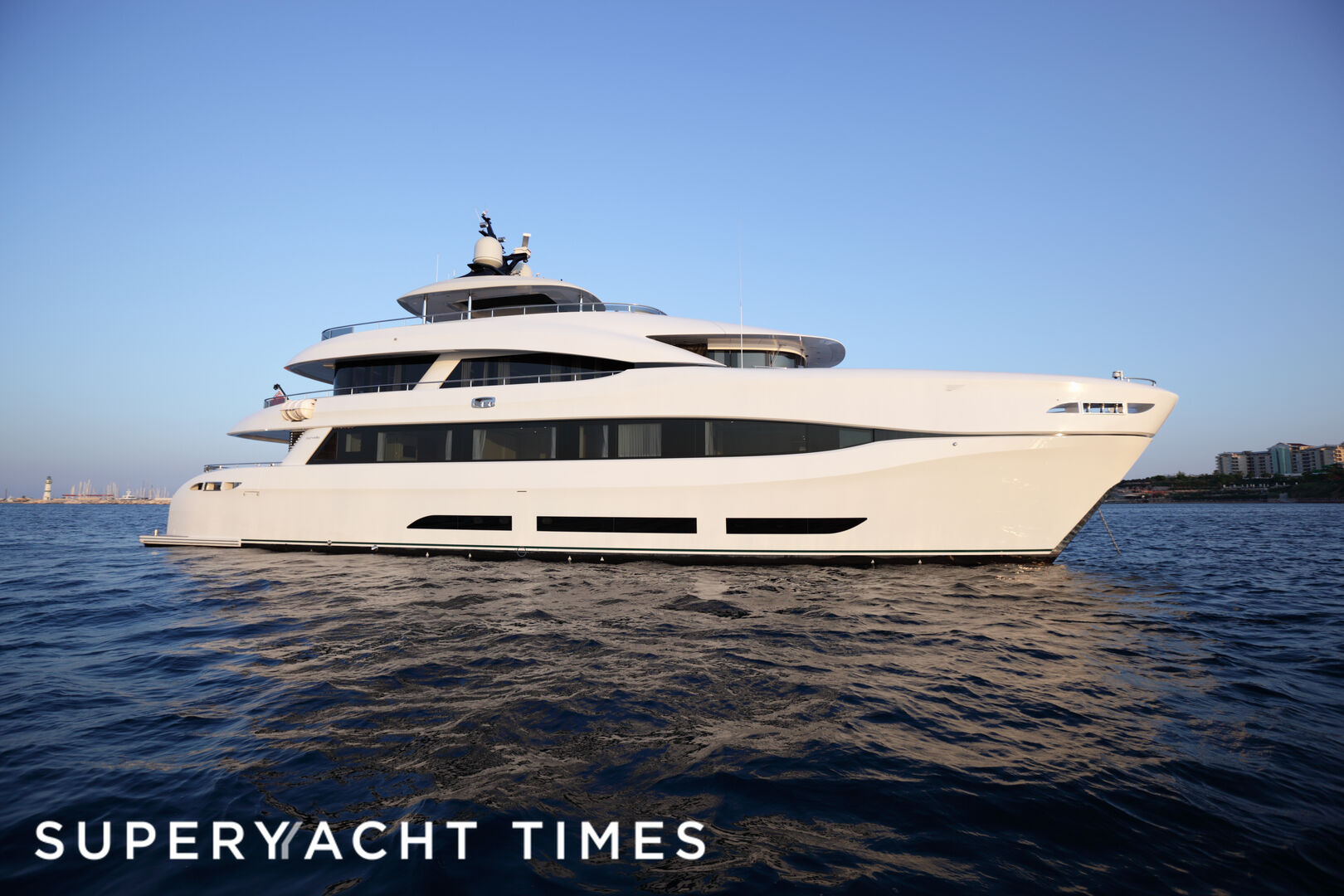 34m Logos motor yacht Quaranta sold and renamed Shu U Rite