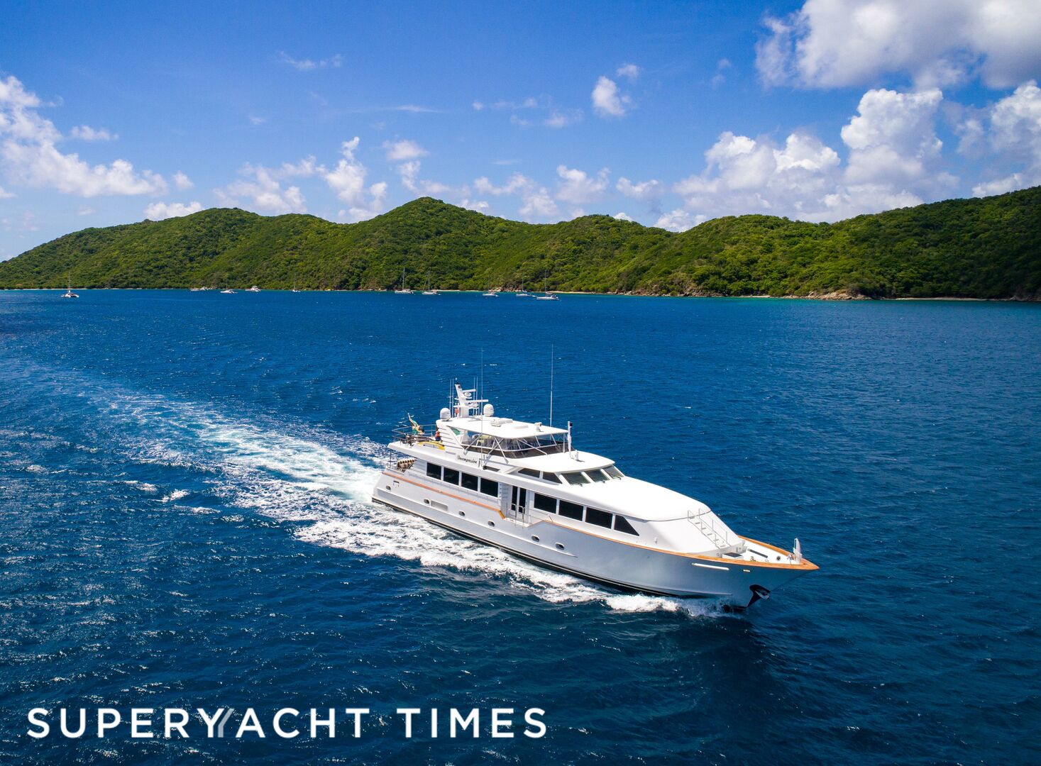 31m Broward motor yacht Three Kings sold