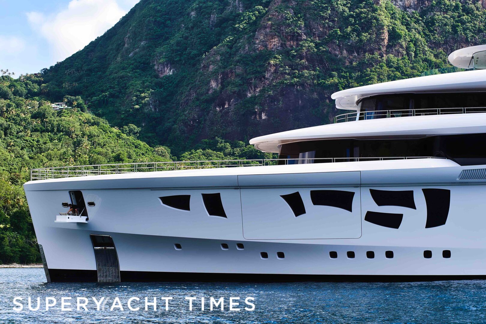 Up close with Nobiskrug's edgy superyacht Artefact in the Caribbean