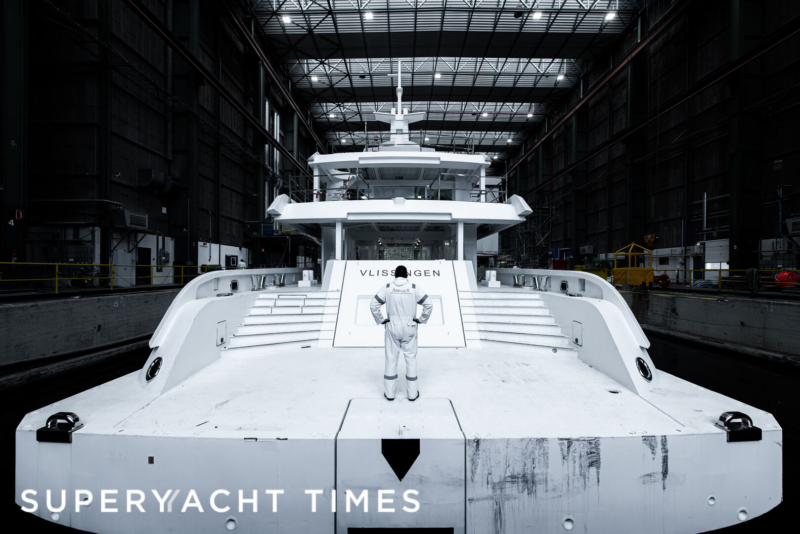 New details of first custom Amels 60 superyacht