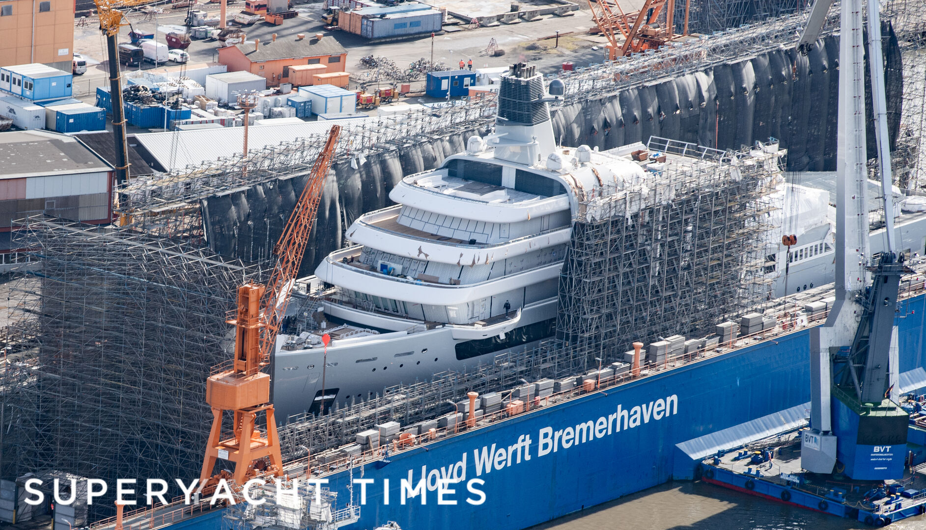 Bremerhaven Lloyd Werft Shipyard sold to contractors