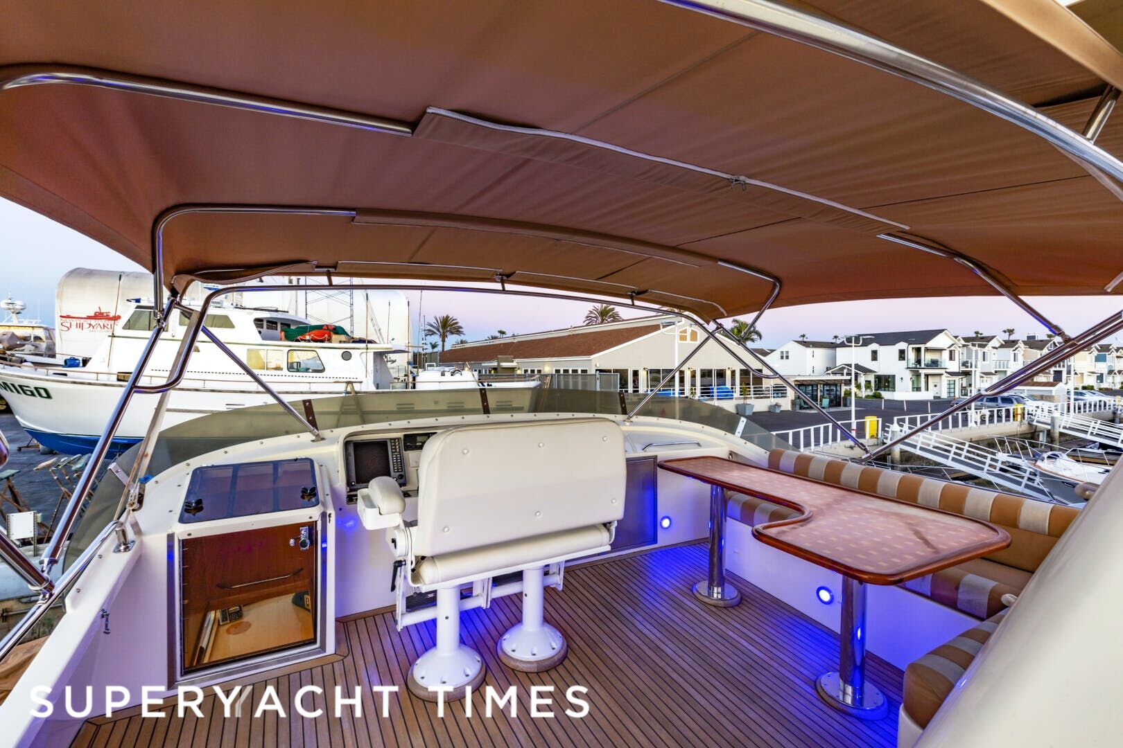 Sold: 28m Holiday by Delta Marine