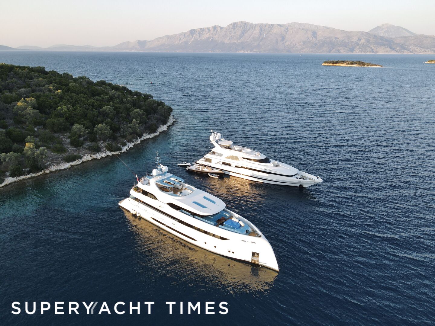 Elada and Harbour Moon in Greek waters