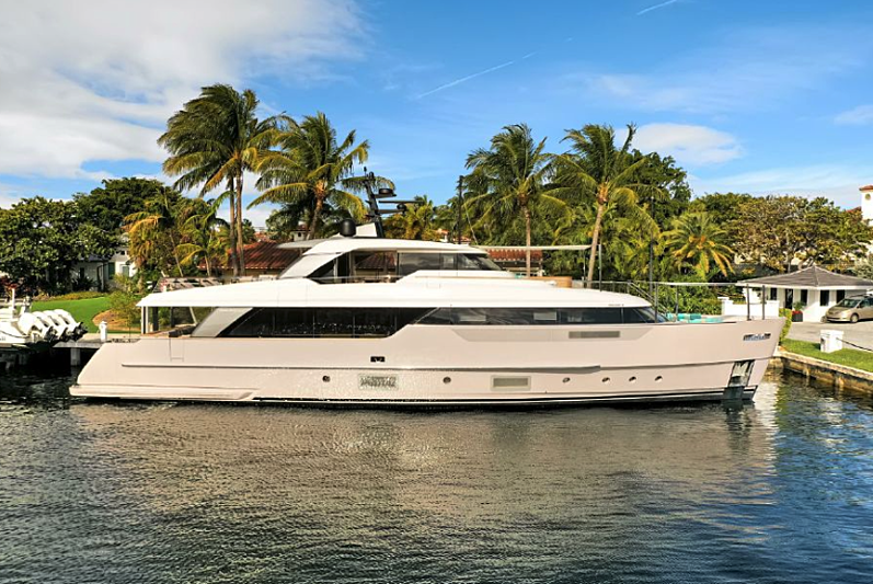 29m Sanlorenzo motor yacht AD 52 sold