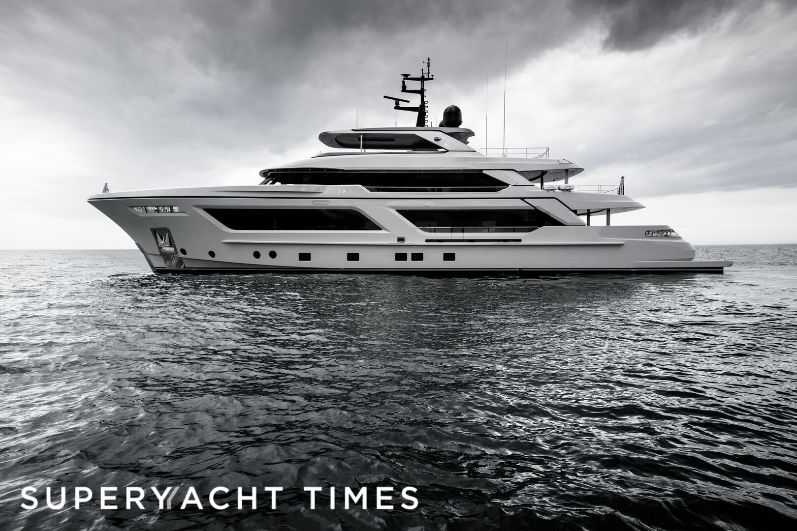 Onboard Nuri: The 41m CdM RJ 130 motor yacht