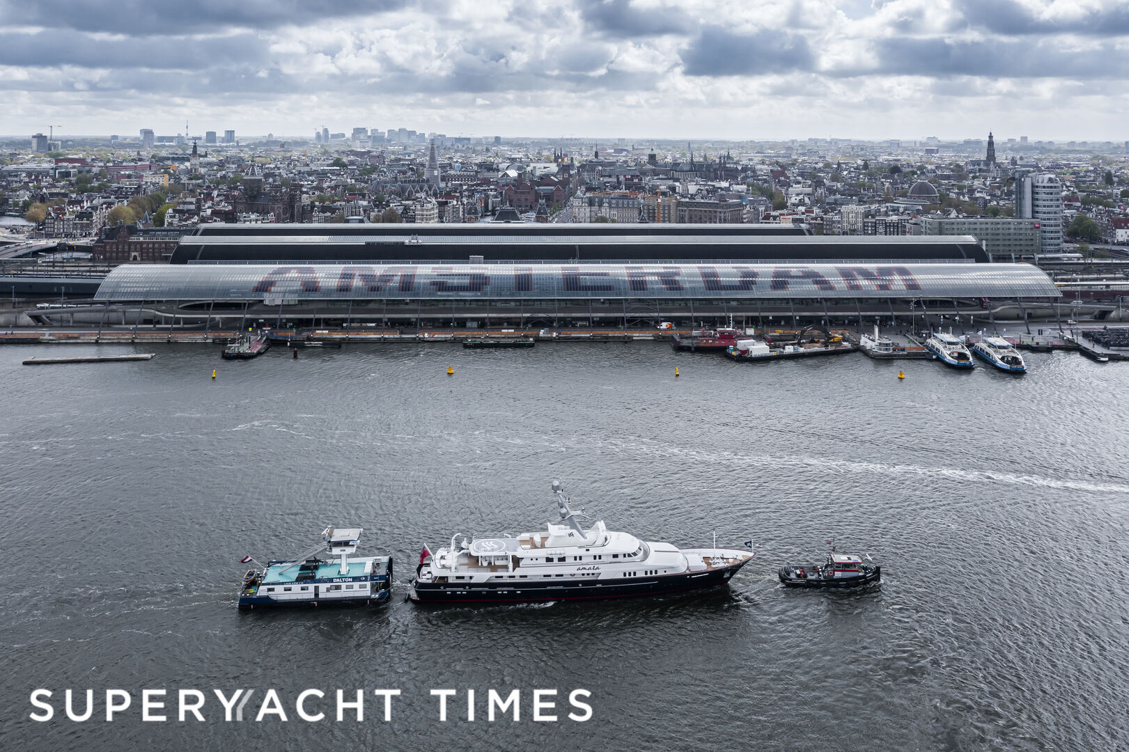 58m Amara relaunched following refit at Feadship
