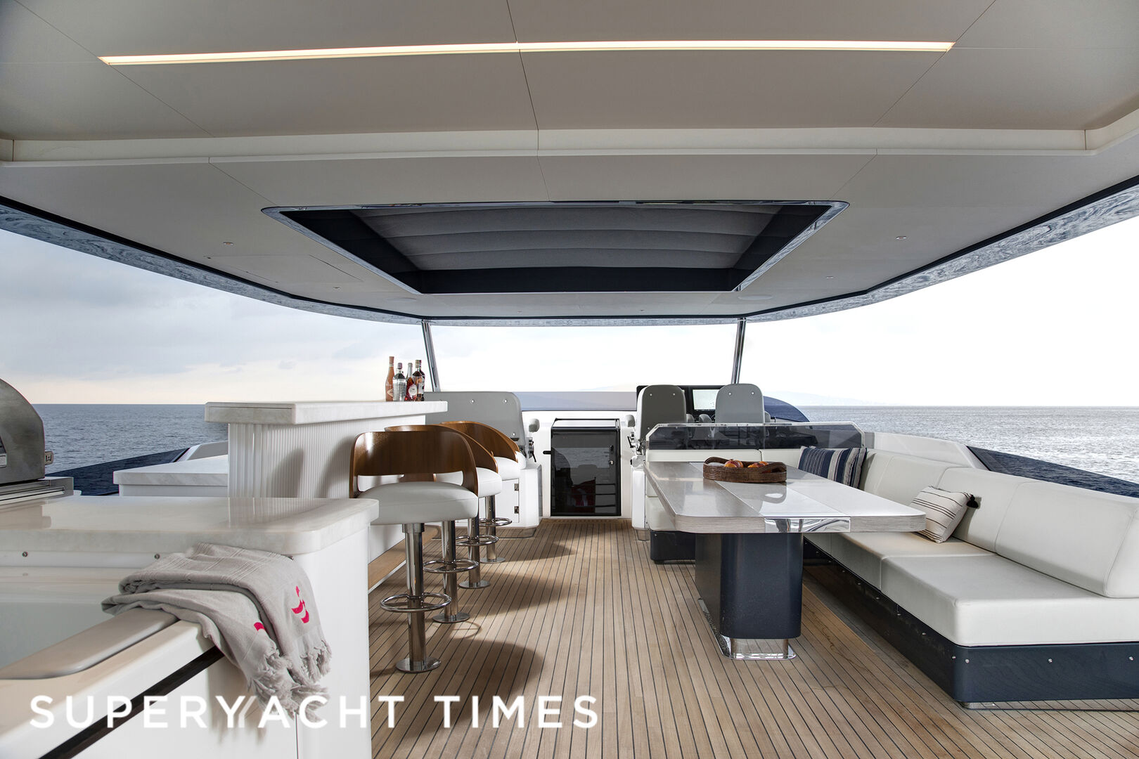 Sirena deliver two Sirena 88 yachts