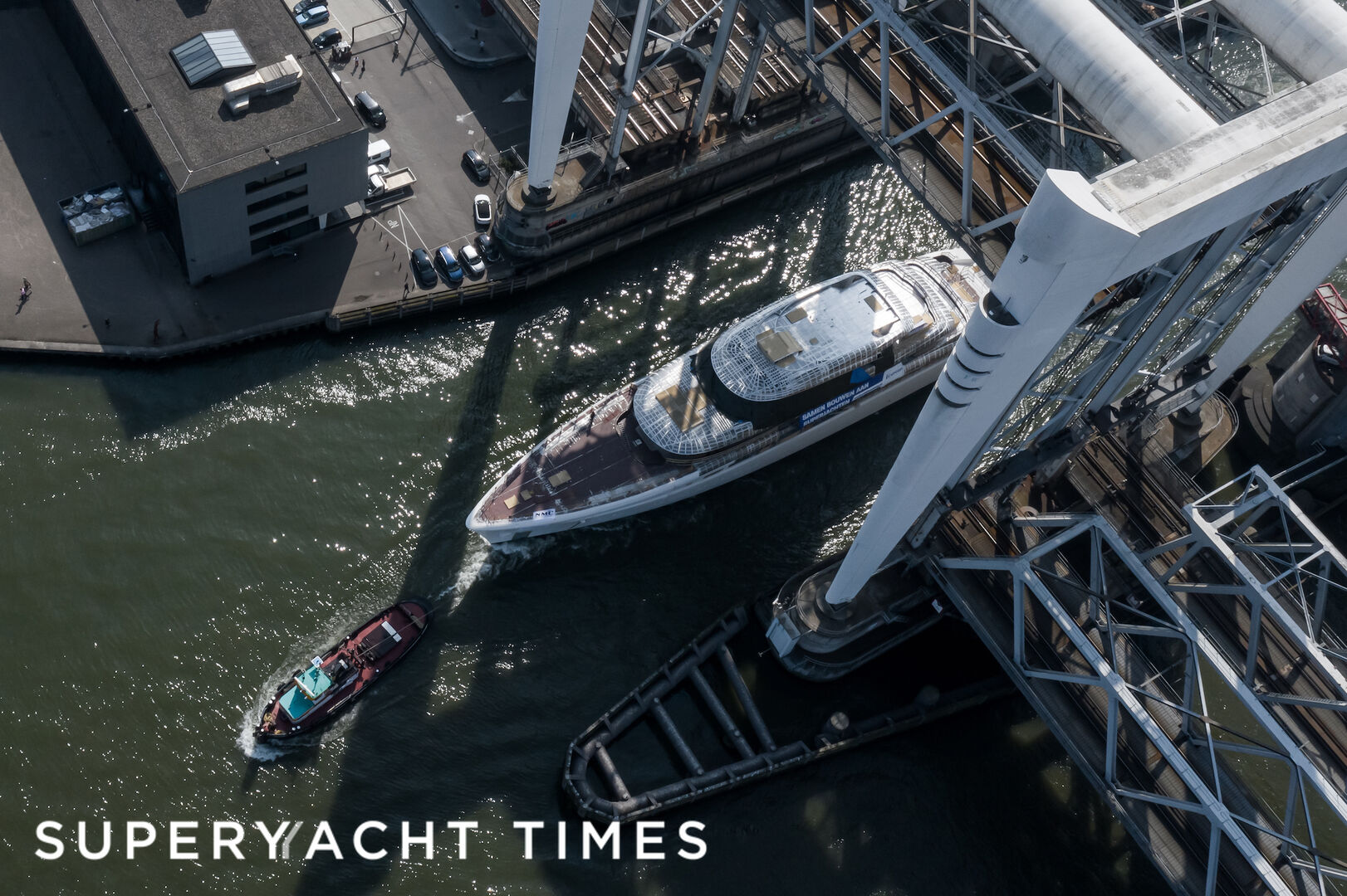 In pictures: Feadship 822 captured in transit