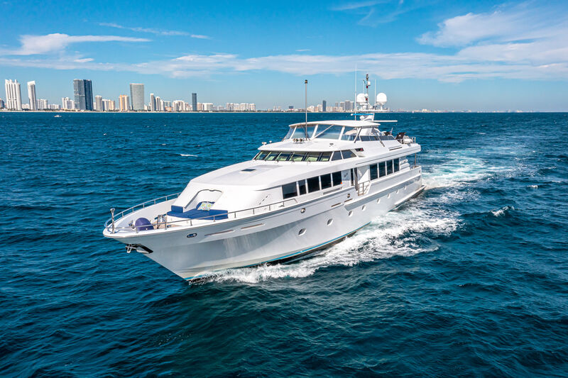 36m Intermarine motor yacht Savannah sold