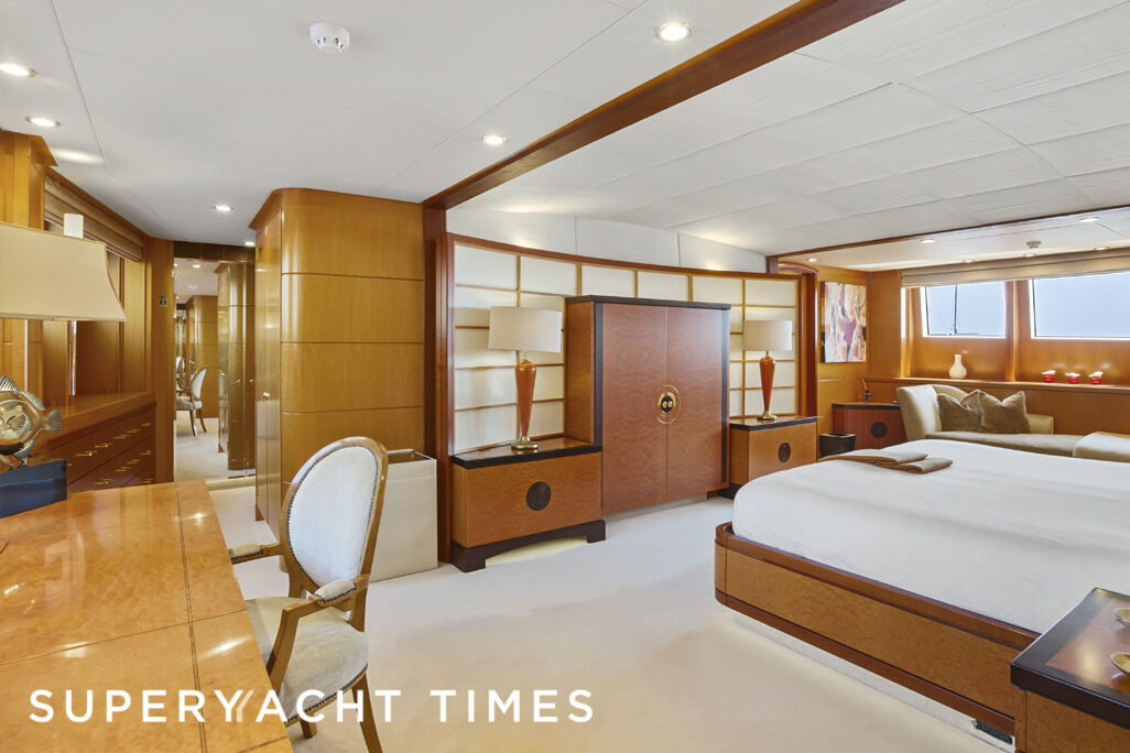 50m Feadship superyacht Hercules for sale