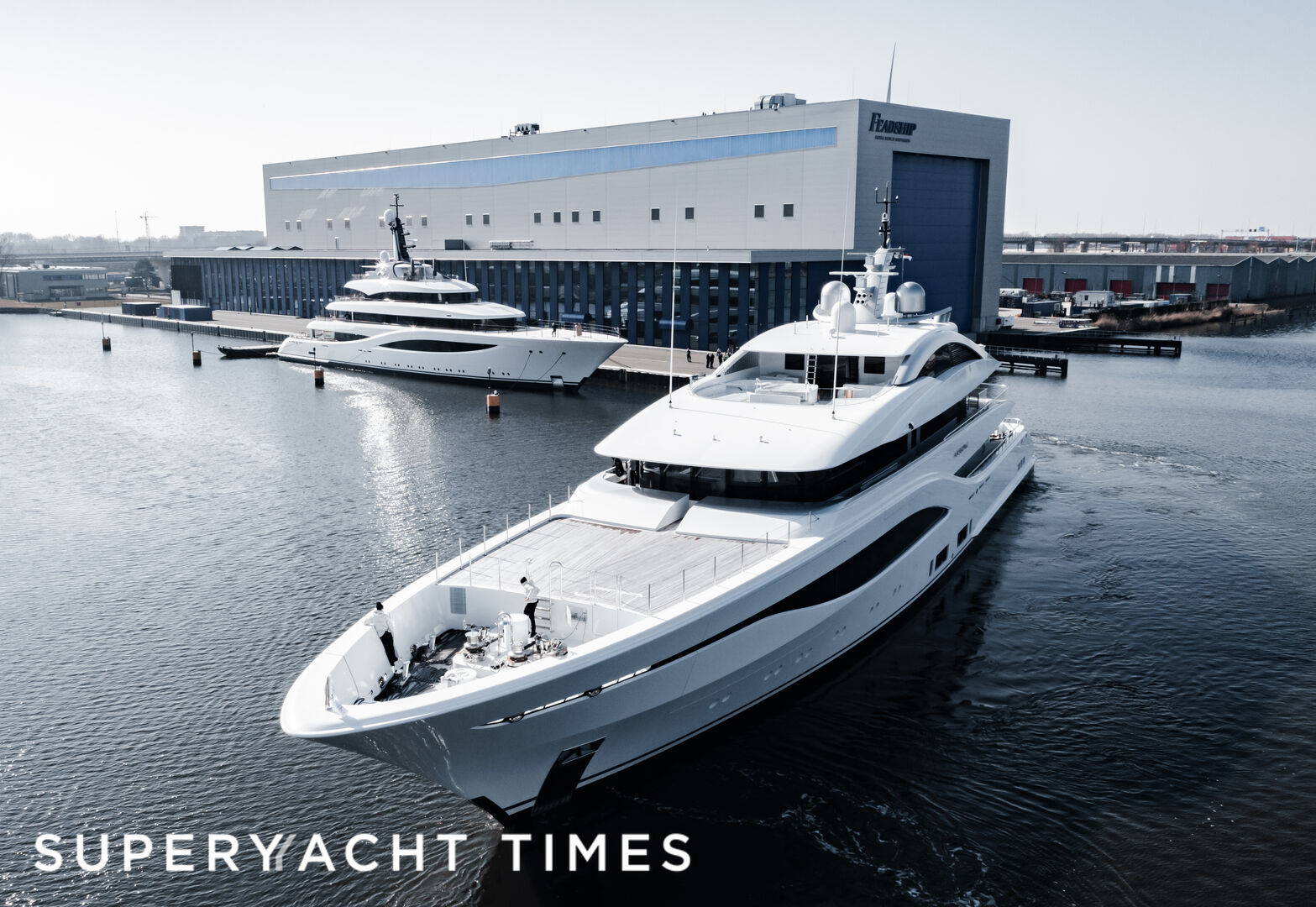 Feadship superyachts Arrow and Juice in Amsterdam