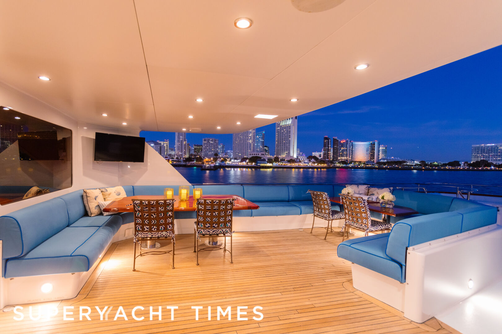 39m Palmer Johnson Motor Yacht Aphrodite Sold In House