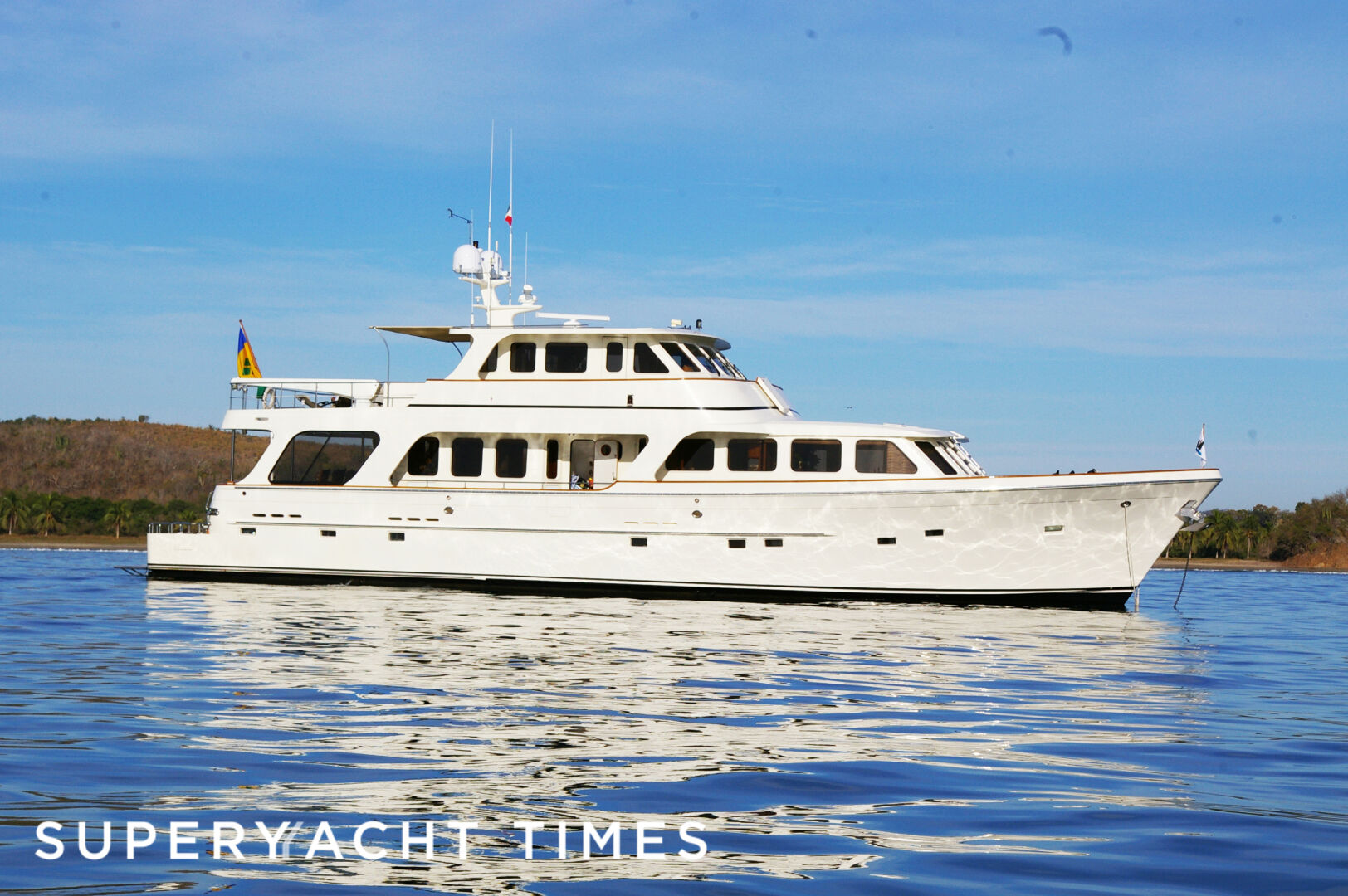 Offshore Yachts’ 24m Antares sold