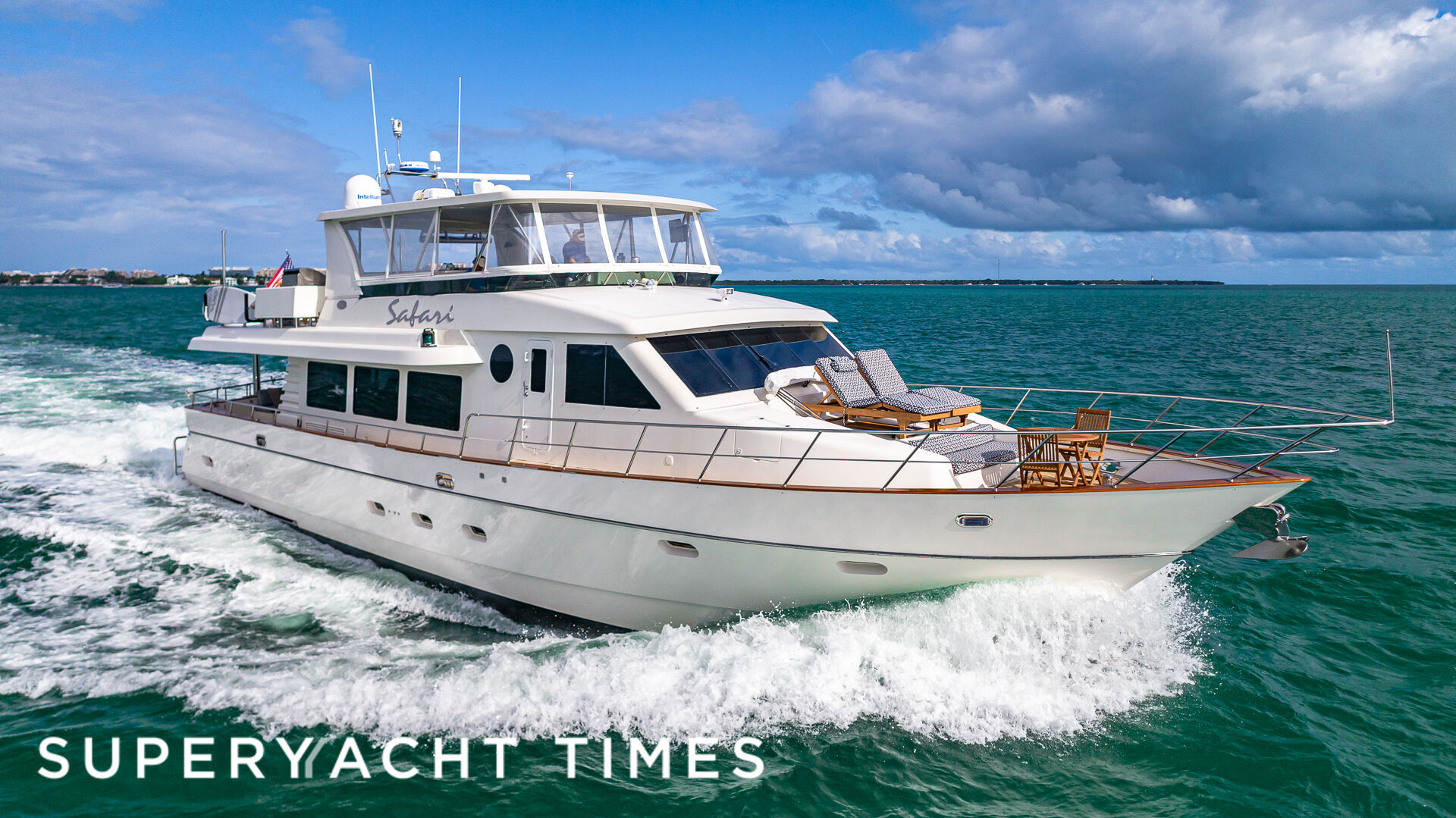 24m Symbol motor yacht Safari sold