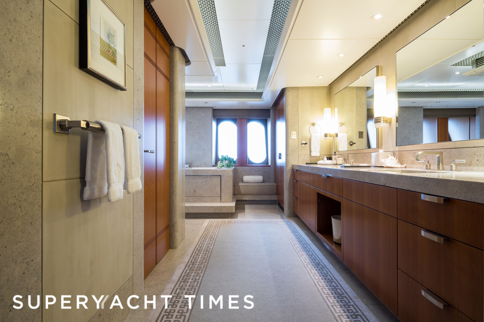 Onboard Octopus: Interior of Paul Allen's legendary 126m superyacht ...