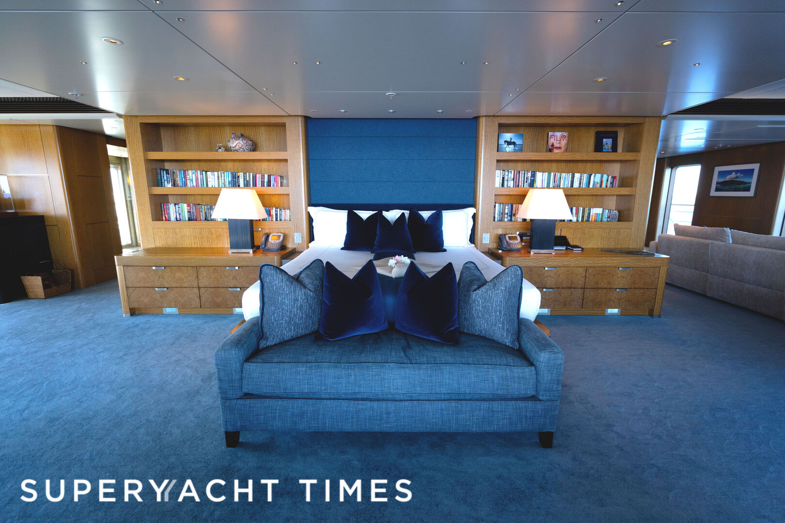 Onboard Octopus: Interior of Paul Allen's legendary 126m superyacht ...