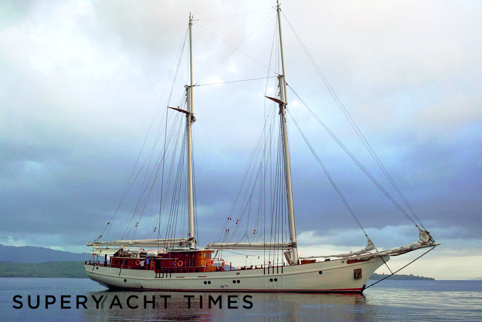 Ownership: Chartering yacht Mutiara Laut around Bali with her owner ...