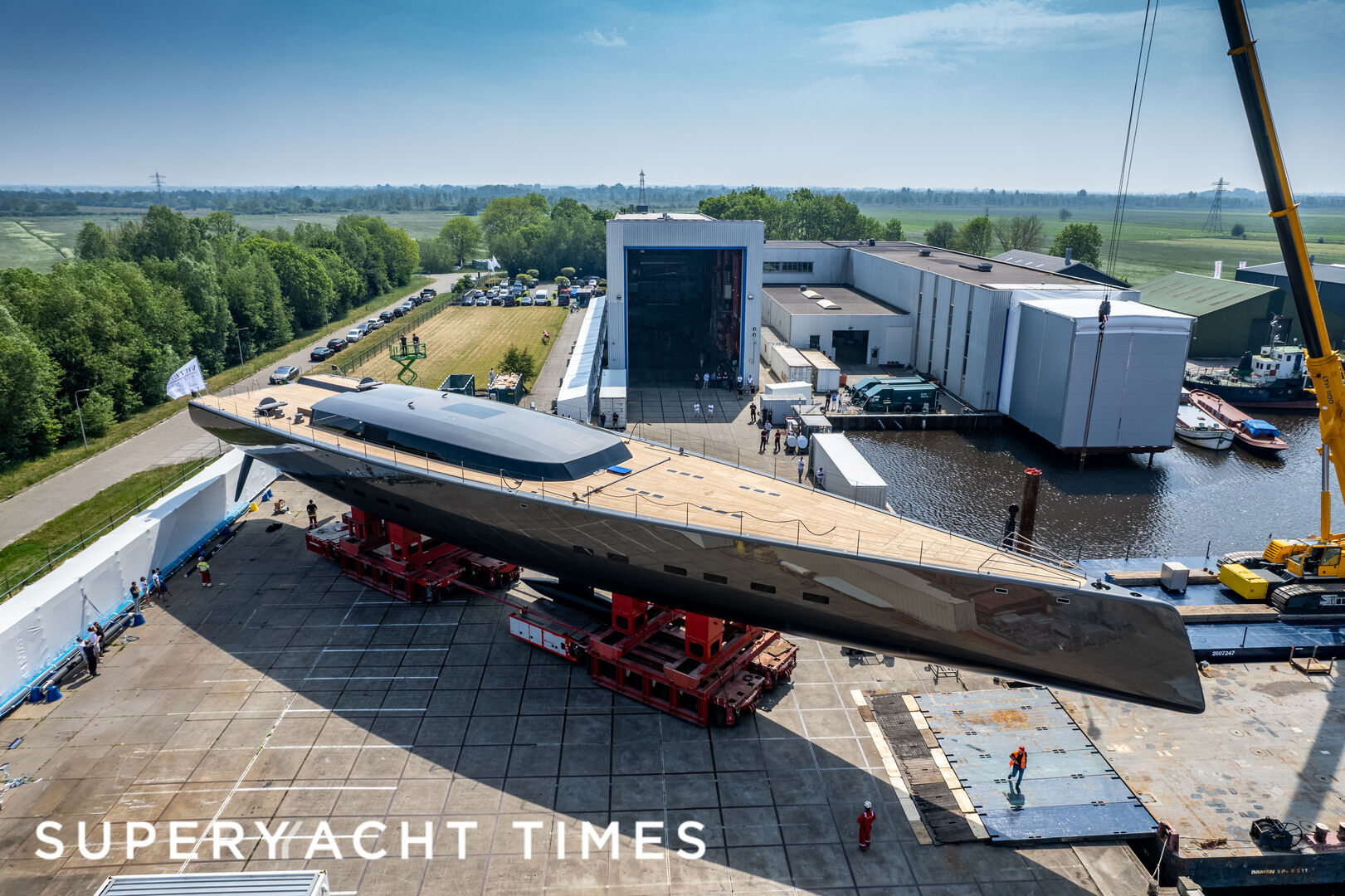 Vitters’ 56m bespoke Project 3083 has left the shed