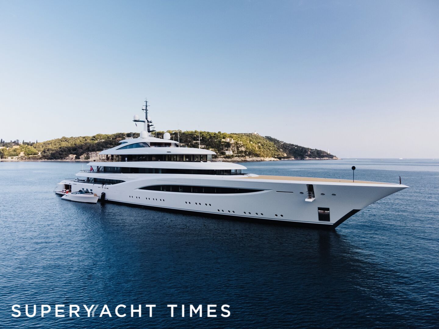 Feadship superyacht Faith in the South of France