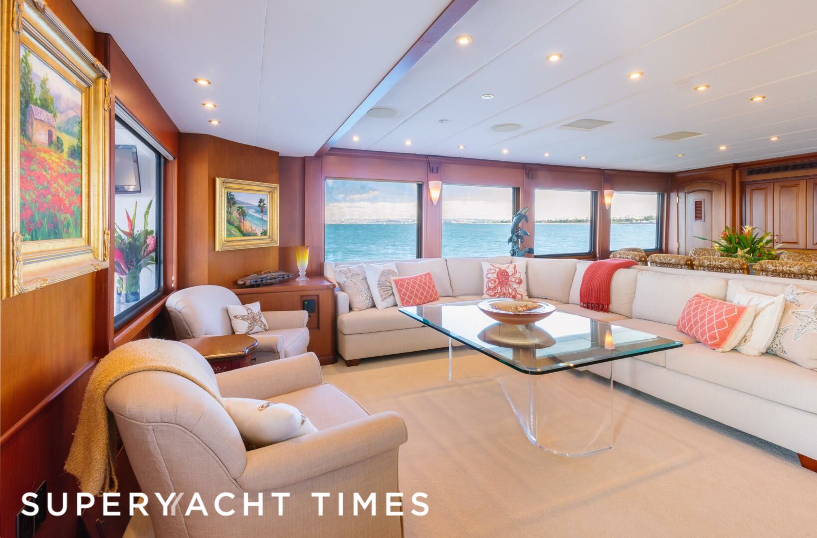 35m Christensen motor yacht Ocean Pearl for sale