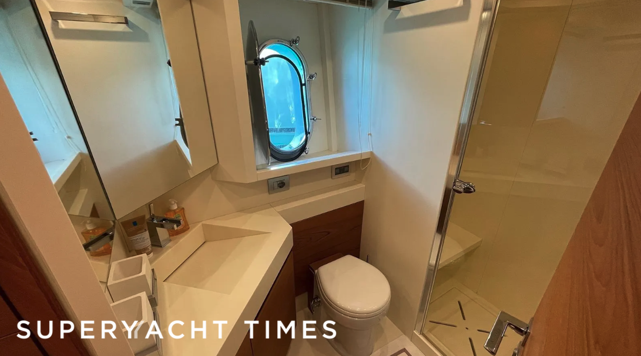 25m Maiora motor yacht Four Joys sold in-house