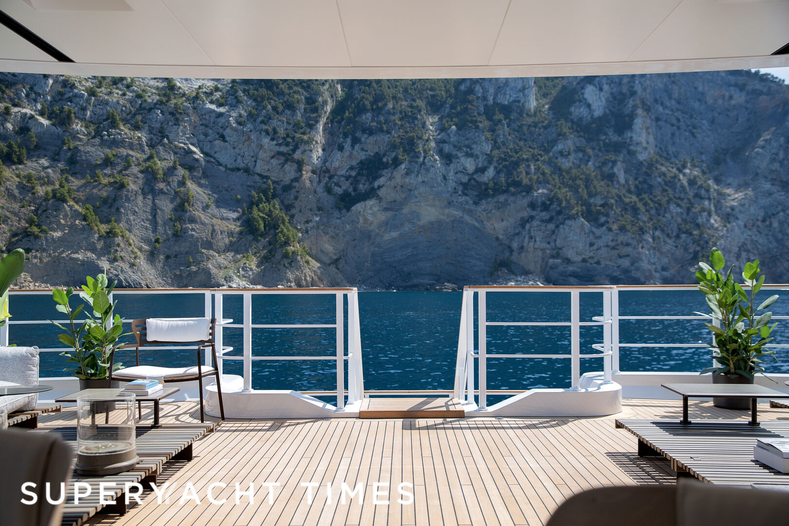 37m Benetti superyacht Goga sold