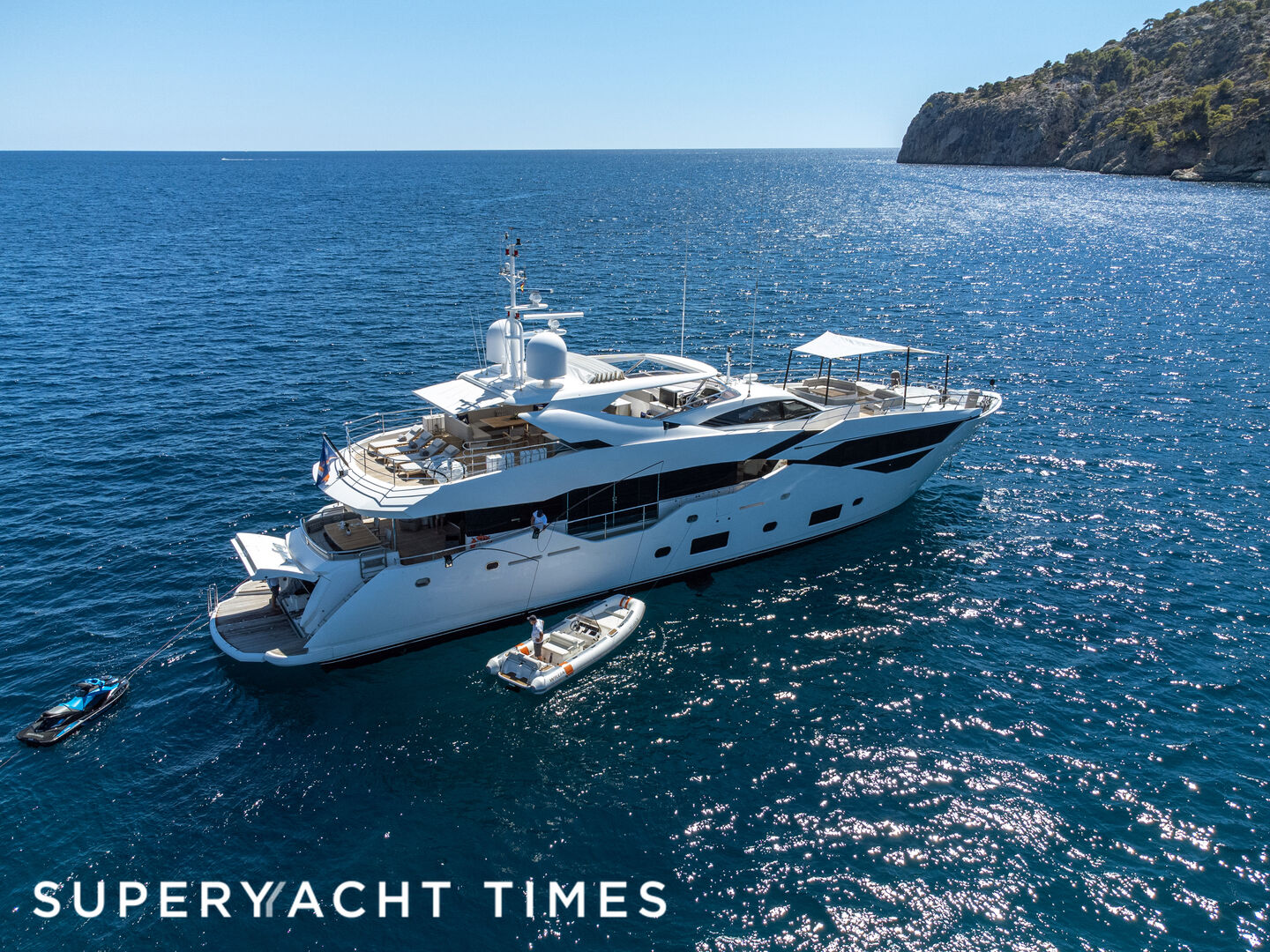 35m Sunseeker motor yacht Enigma sold