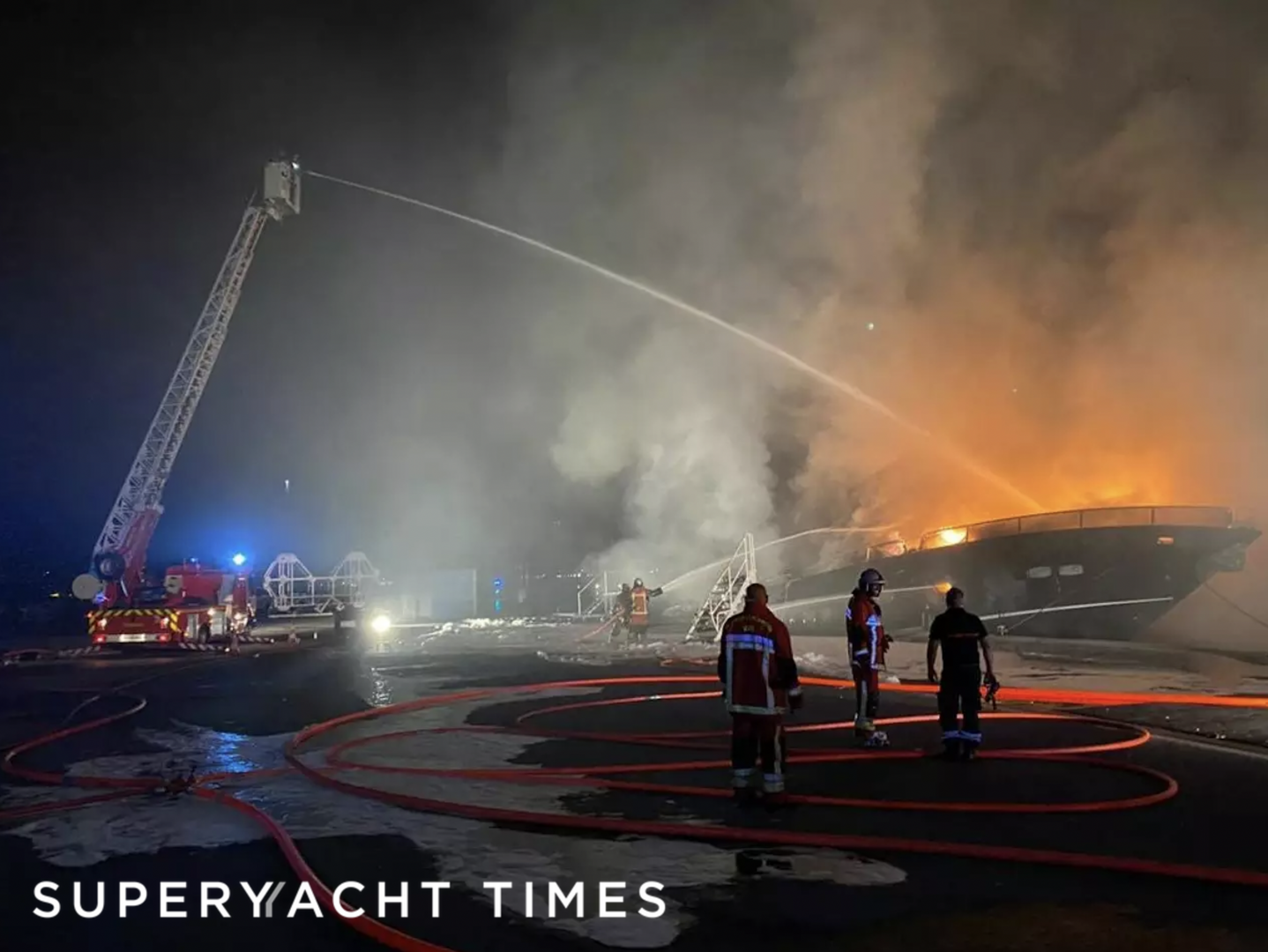 Sunseeker 28m Black Diamond yacht destroyed in fire