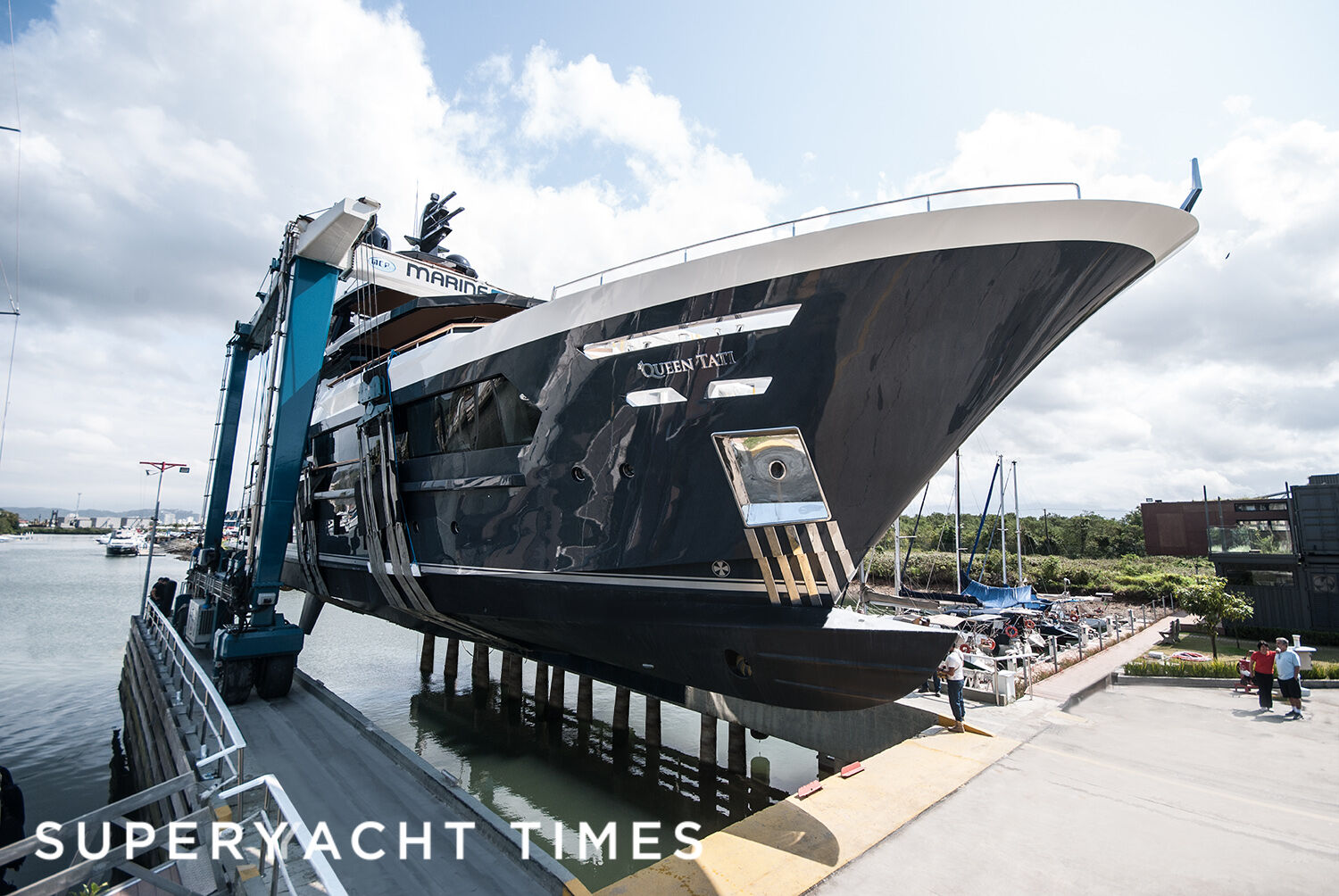 Full aluminium MCP superyacht Queen Tati launched in Brazil
